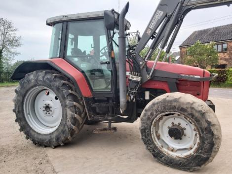 MASSEY FERGUSON 6270 Tractor & Loader | 6270 - MX120