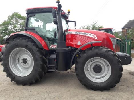 McCORMICK X7.670 4wd Tractor | X7.670 Efficient